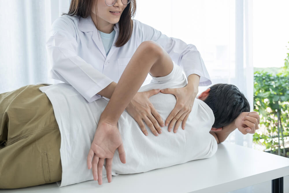 Benefits of Lymphatic Massage for Swelling and Water Retention Relief